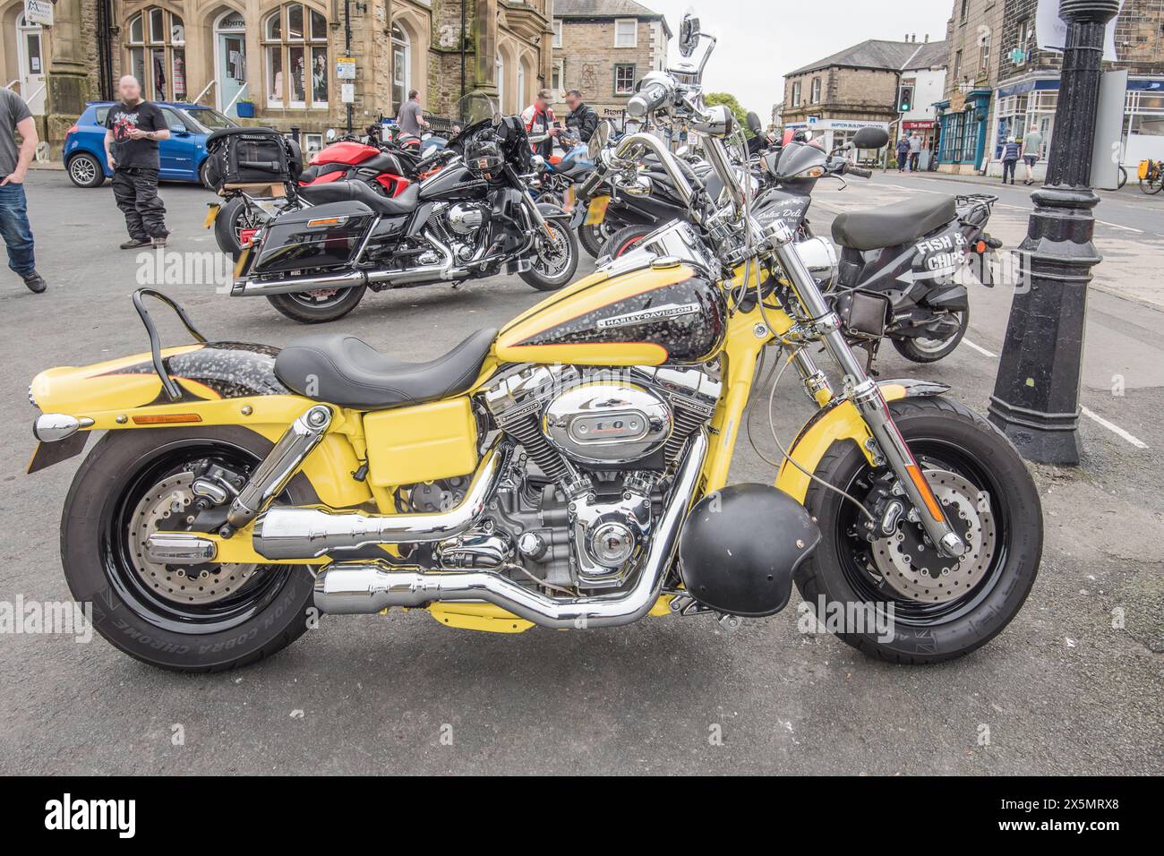 Speedo boy hi-res stock photography and images - Alamy