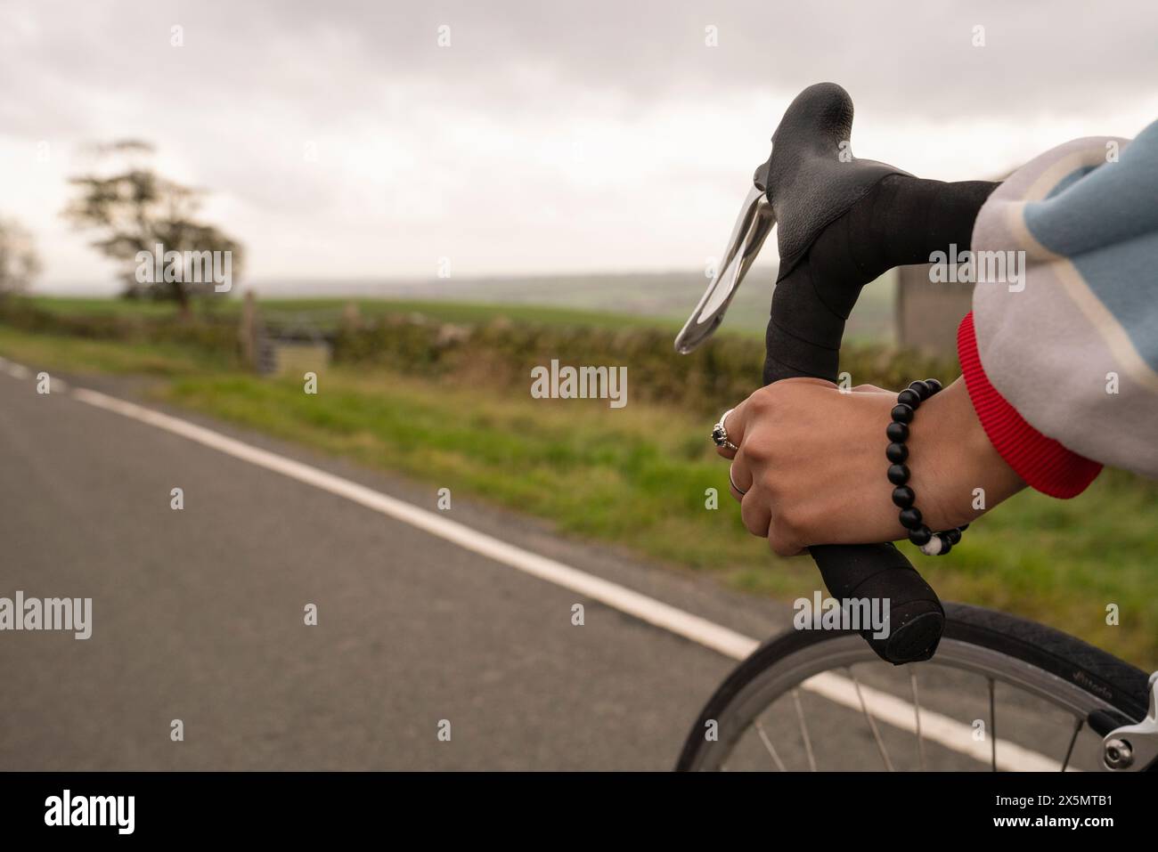 Cycling south yorkshire hi-res stock photography and images - Alamy