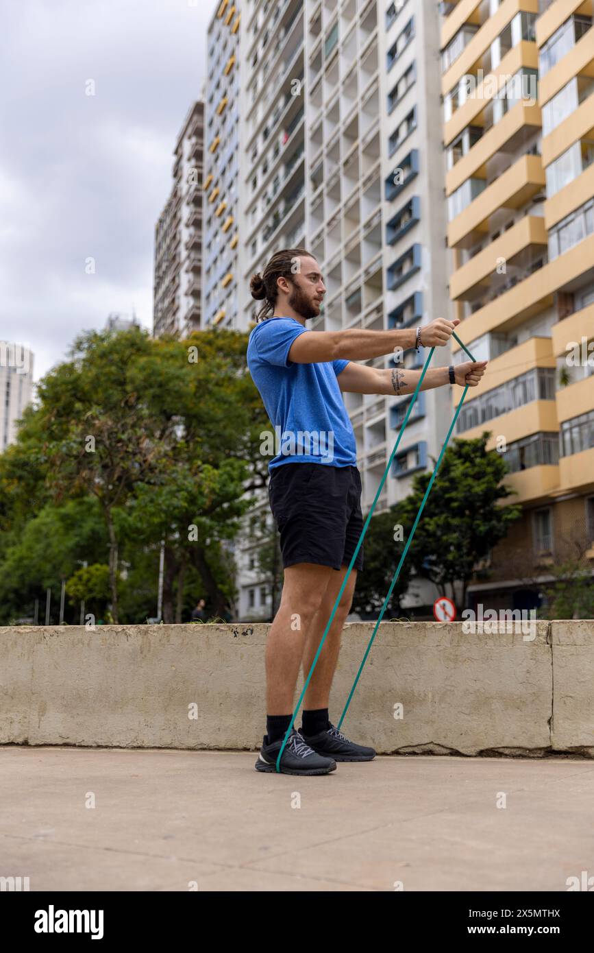 Side view sao paulo hi-res stock photography and images - Alamy