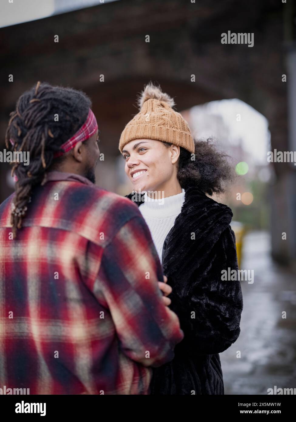 Couple in love face to face hi-res stock photography and images - Alamy