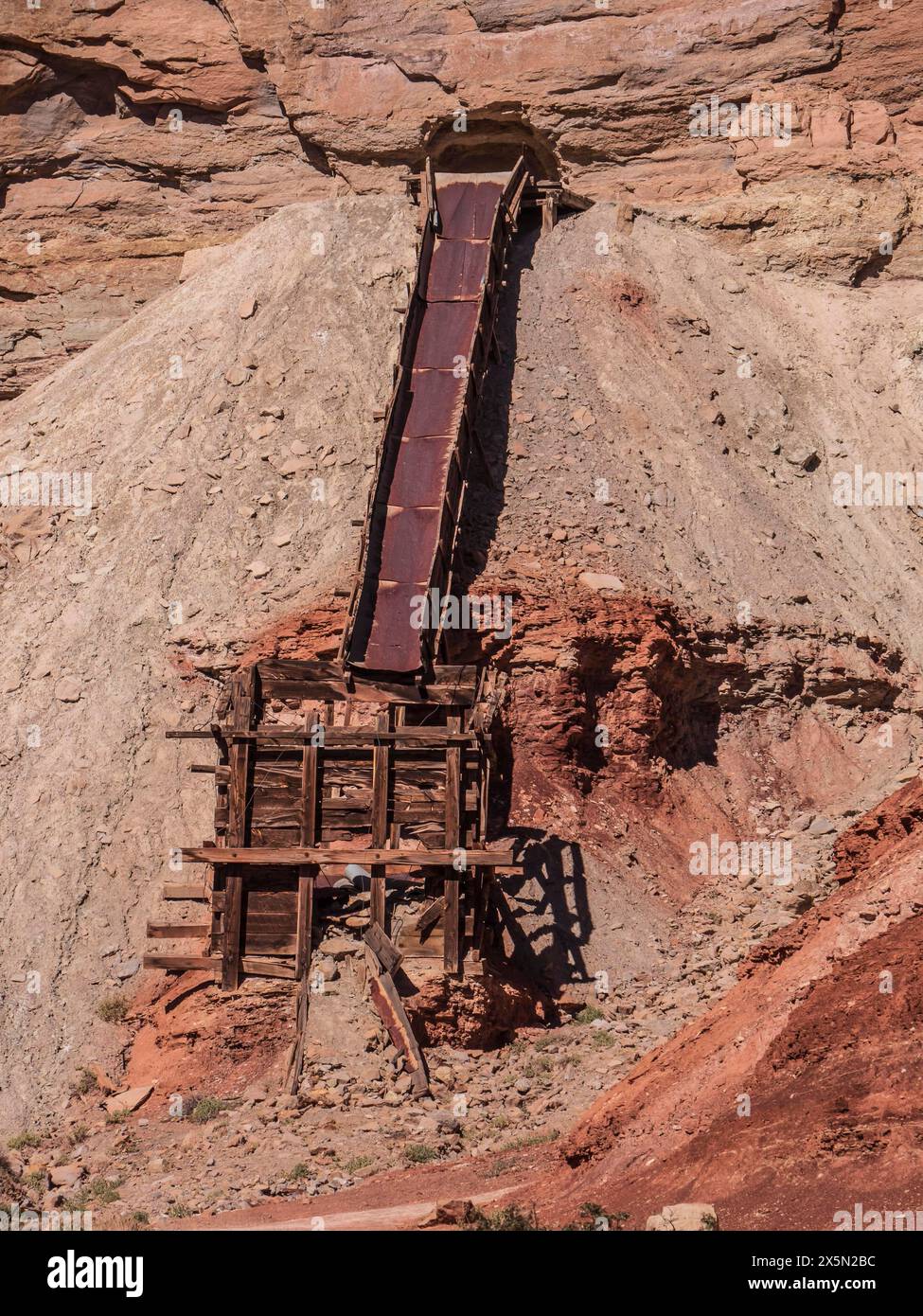 Uranium mine hi-res stock photography and images - Alamy