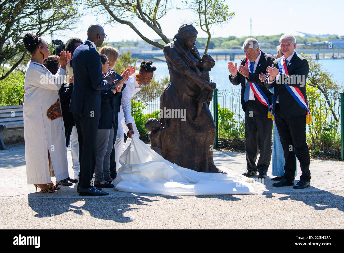 La Rochelle, France. 10th May, 2024. Inauguration of the statue ...