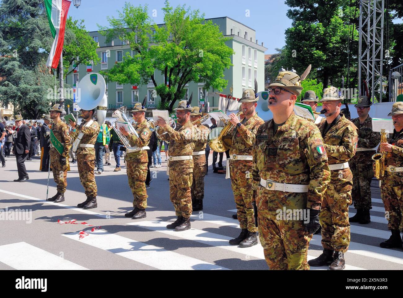 95th national alpini gathering hi-res stock photography and images - Alamy