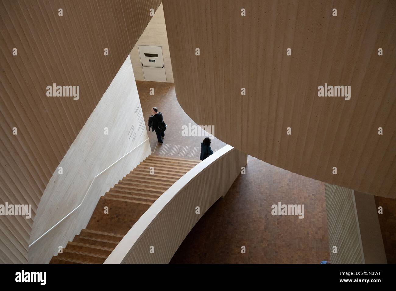 The national library jerusalem hi-res stock photography and images - Alamy