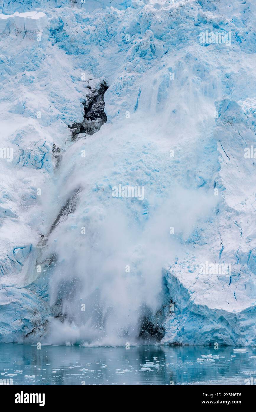 Goetel Glacier calving, Admiralty Bay, King George Island, South ...
