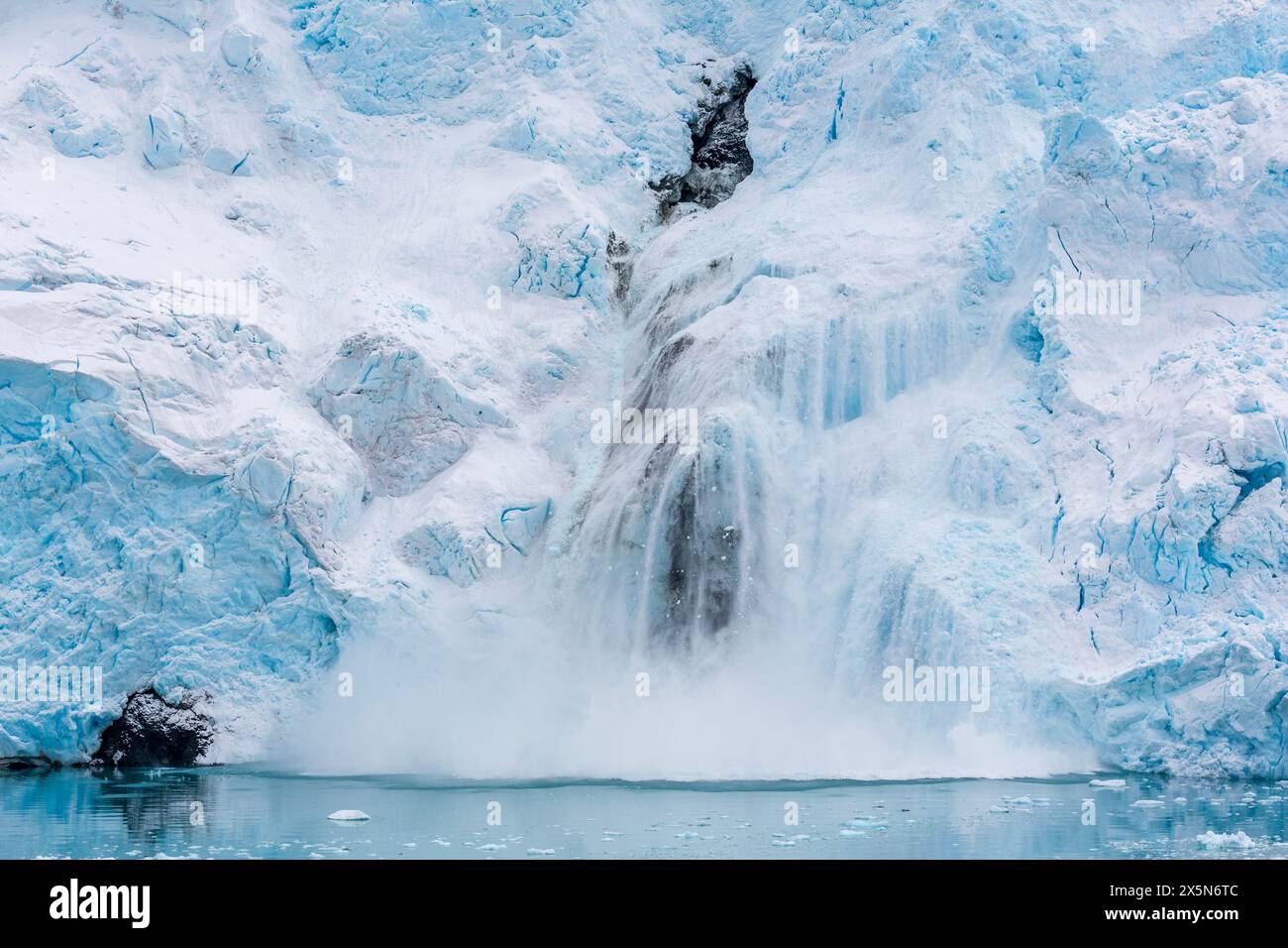 Goetel Glacier calving, Admiralty Bay, King George Island, South ...