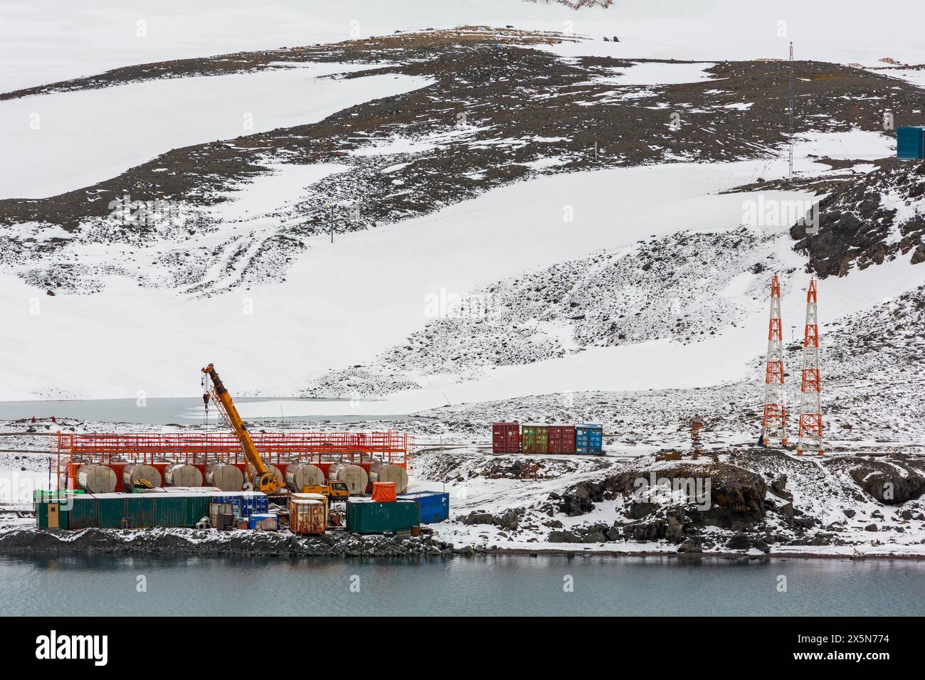 Comandante Ferraz Brazillian Antarctic Base, Admiralty Bay, King George ...