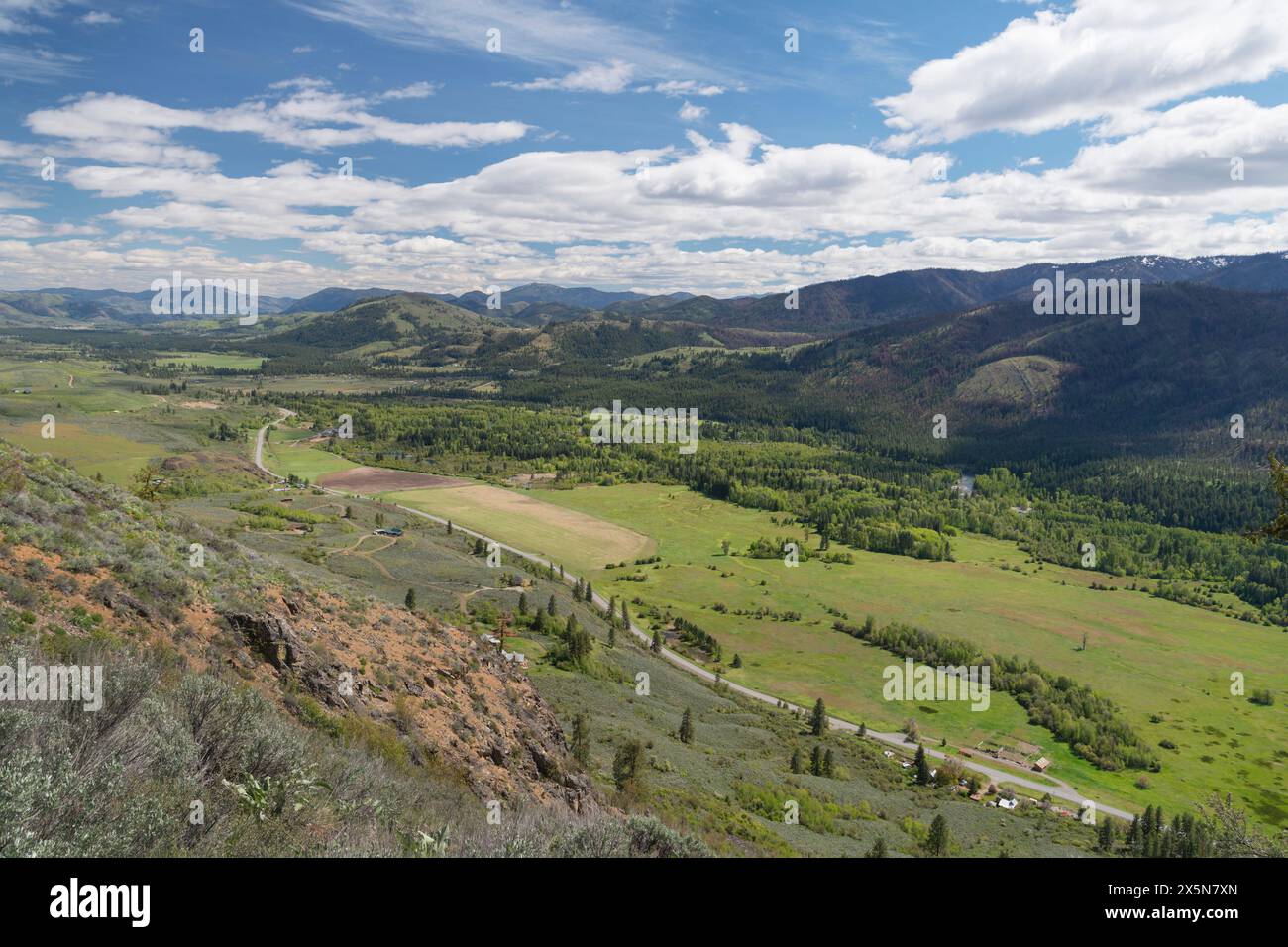Methow valley hi-res stock photography and images - Alamy