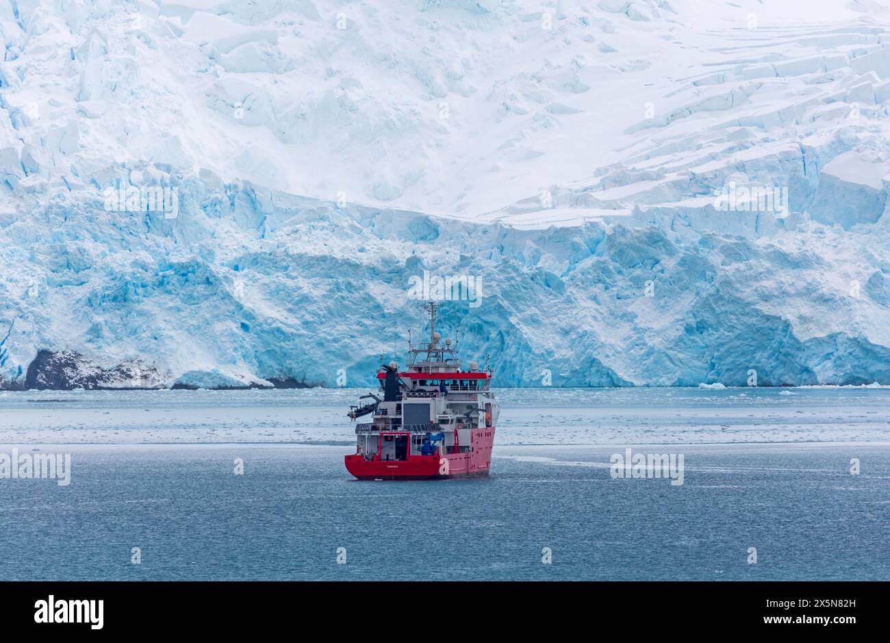 Peruvian research ship Carrasco in Admiralty Bay, King George Island ...