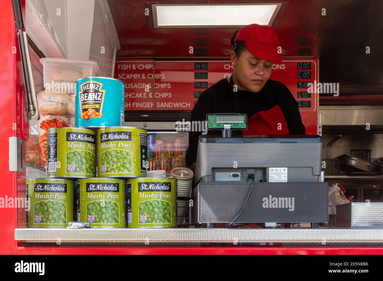 May 9th 2024. RHS Malvern Spring Festival opened today on a warm sunny ...