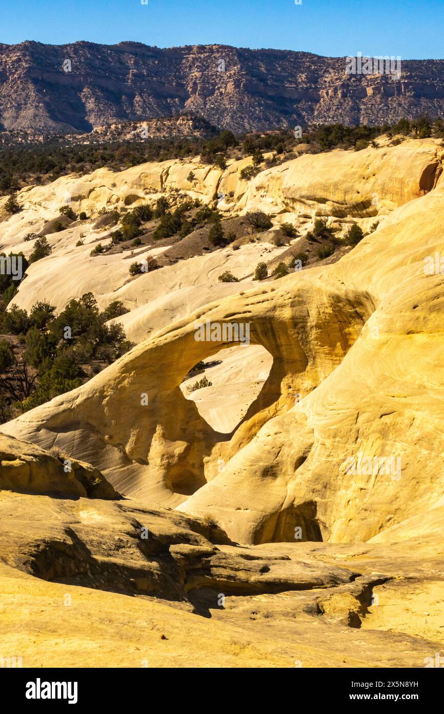 USA, Utah, Grand Staircase Escalante National Monument. Cedar Wash Arch ...