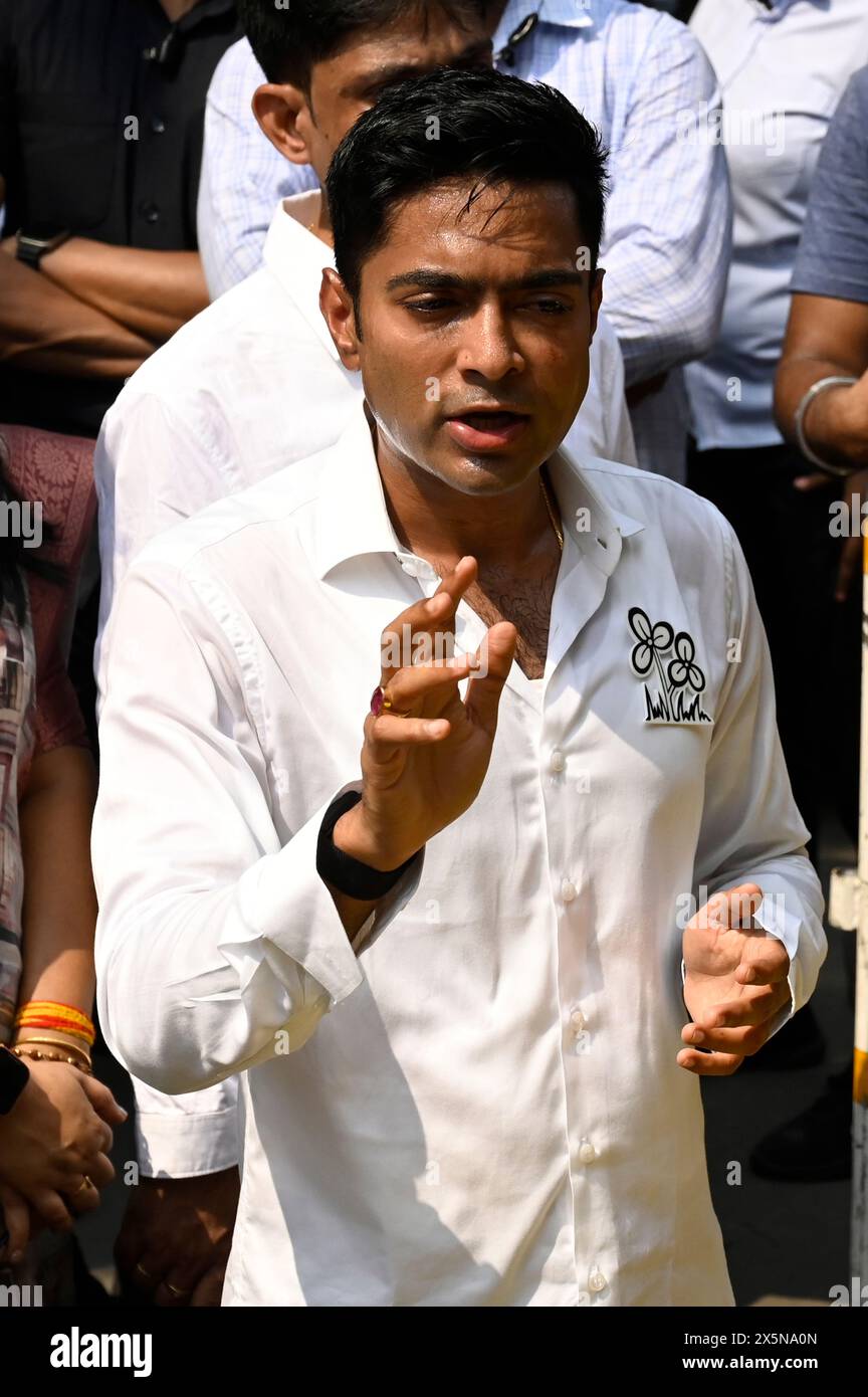 Kolkata, India. 10th May, 2024. KOLKATA, INDIA - MAY 10: All India Trinamool Congress (AITC ...