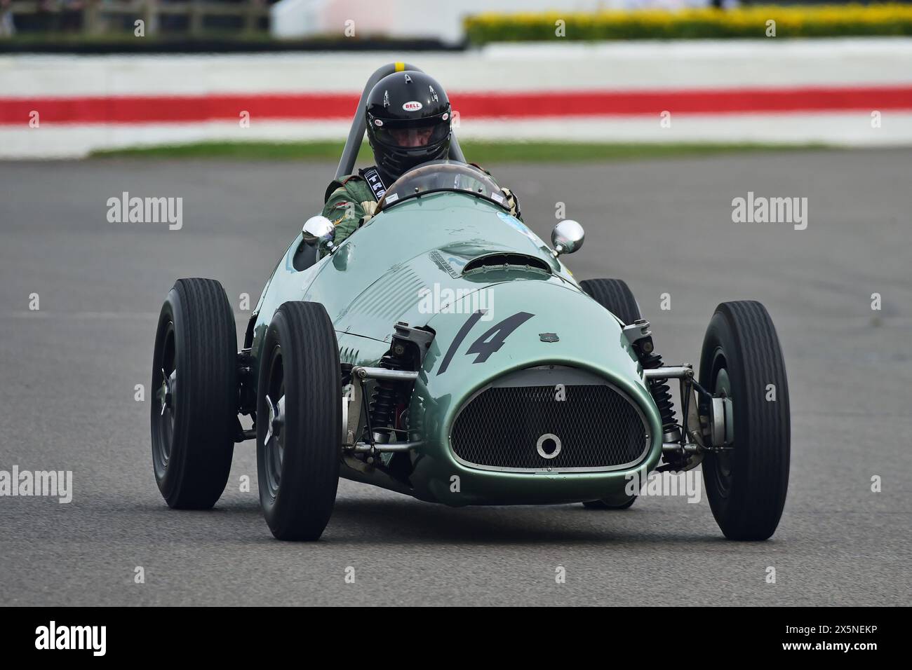 Nigel Batchelor, Kieft-Climax Grand Prix, Parnell Cup, twenty minutes ...