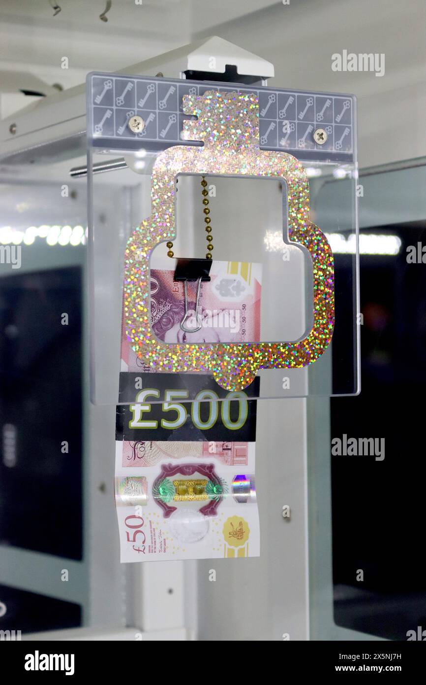 Key probe hi-res stock photography and images - Alamy