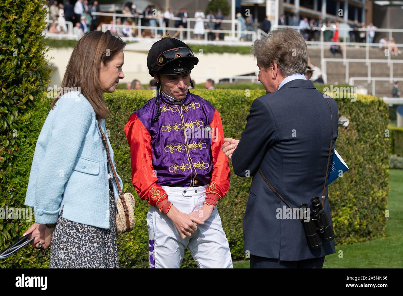 Ascot, Berkshire, UK. 10th May, 2024. Jockey Kieran Shoemark talks to ...
