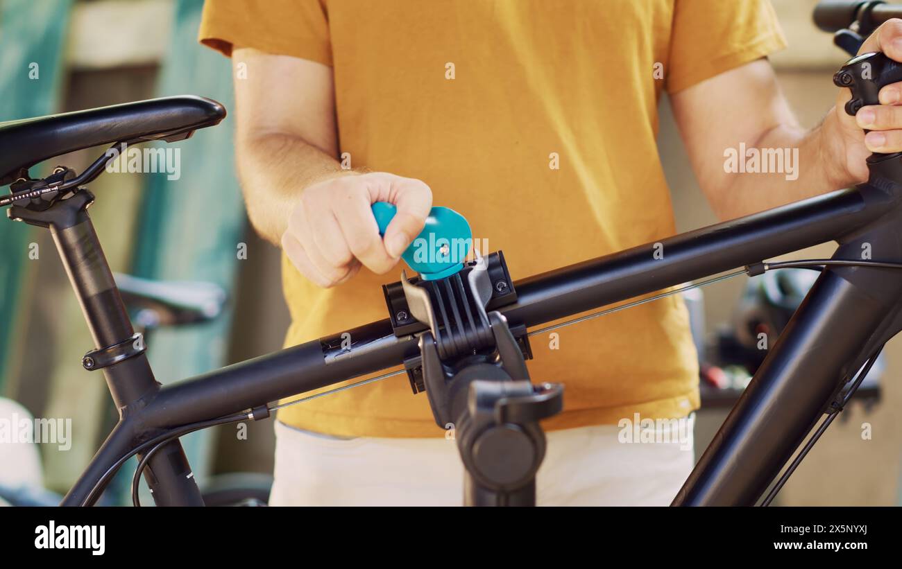 Using an allen key bike hi-res stock photography and images - Alamy