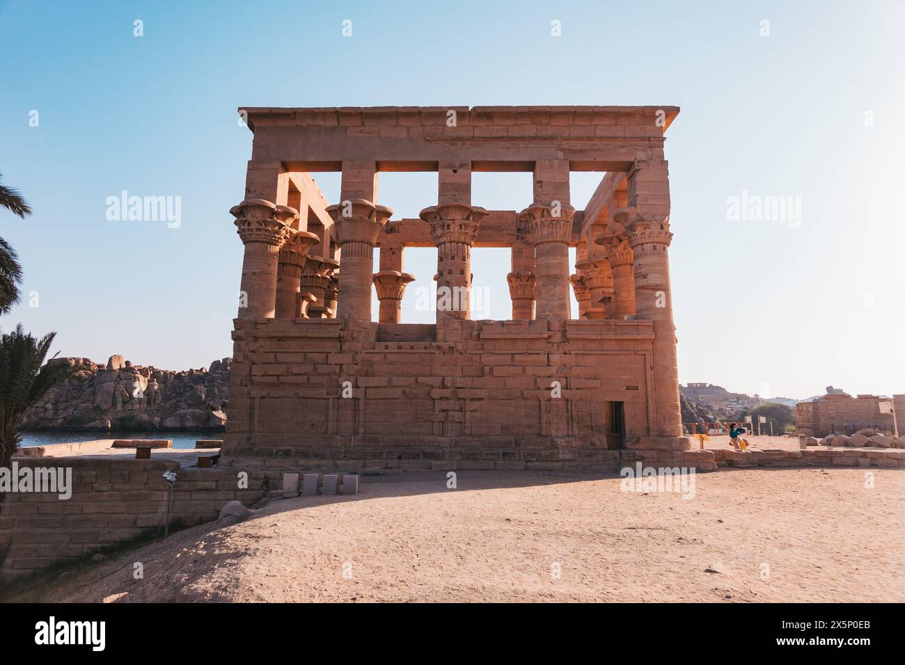Ancient egyptian goddess of the sky hi-res stock photography and images ...