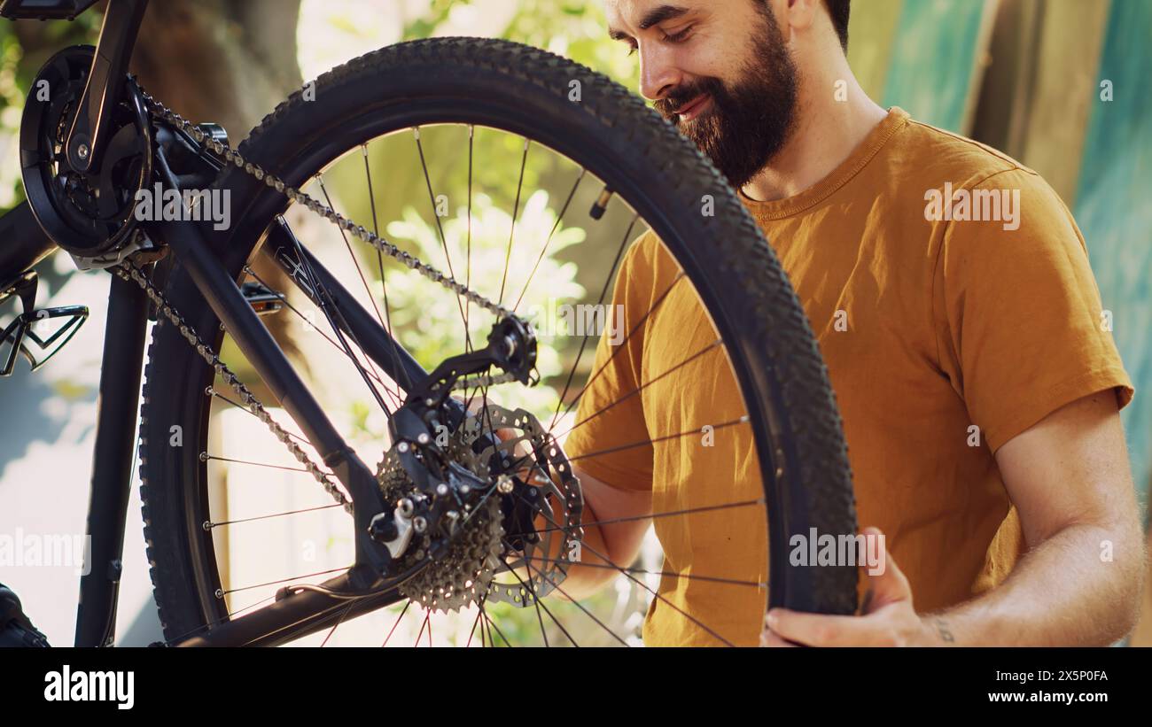 Using an allen key bike hi-res stock photography and images - Alamy