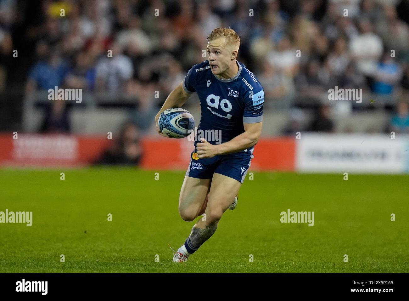 Sale Sharks Aaron Reed makes a break during the Gallagher Premiership ...