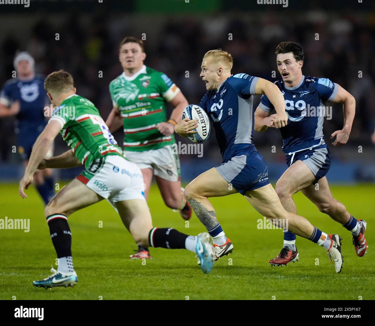 Sale Sharks Aaron Reed makes a break during the Gallagher Premiership ...