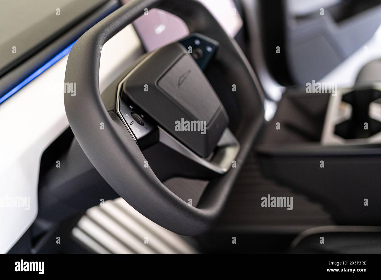 Close up tesla model wheel hi-res stock photography and images - Alamy