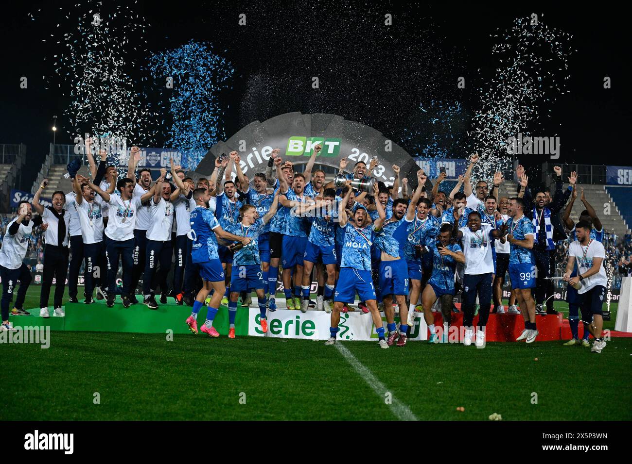 Como, Italy. 10th May, 2024. Como Calcio players celebrate promotion in ...