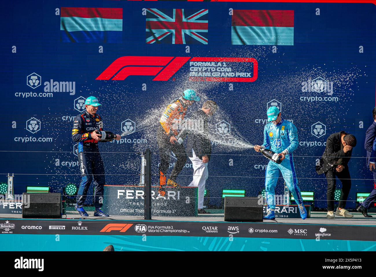 Podio Lando Norris (GBR) McLaren MCL38 - Mercedes Max Verstappen (NED ...