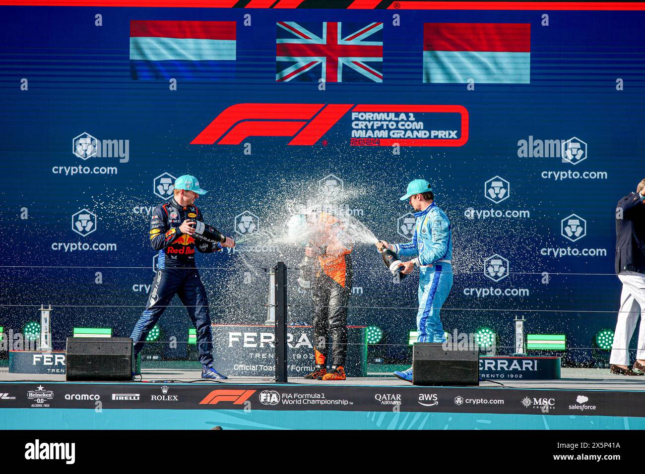 Podio Lando Norris (GBR) McLaren MCL38 - Mercedes Max Verstappen (NED ...