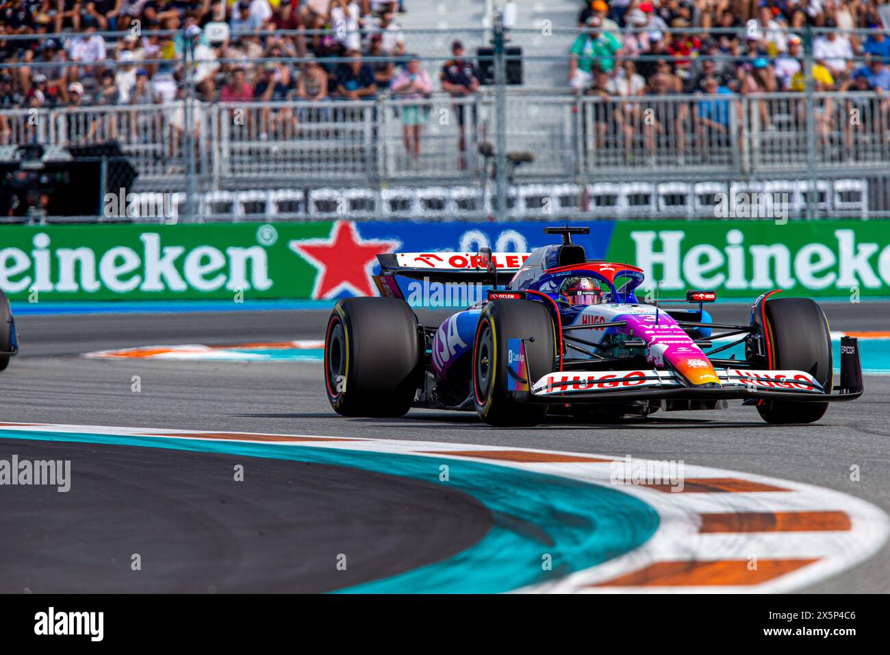 Daniel Ricciardo (AUS) Visa Cash App RB F1 Team - RB VCARB01 - Honda ...