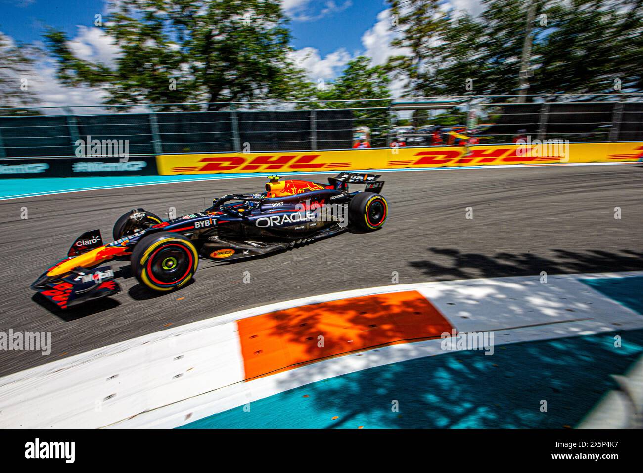 Sergio Perez (MEX) Oracle Red Bull Racing - Red Bull RB20 - Honda RBPT ...