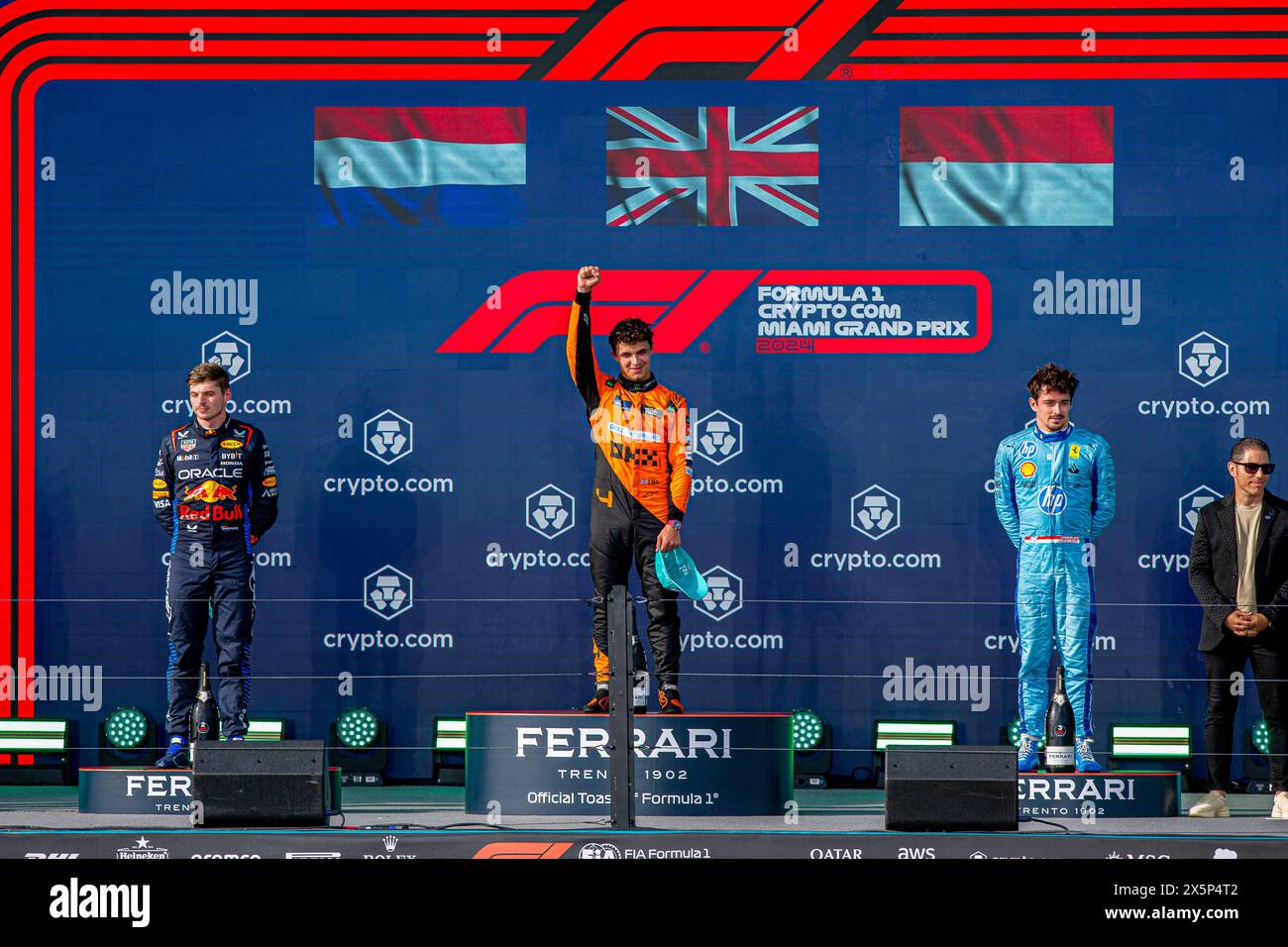 Podio Lando Norris (GBR) McLaren MCL38 - Mercedes Max Verstappen (NED ...