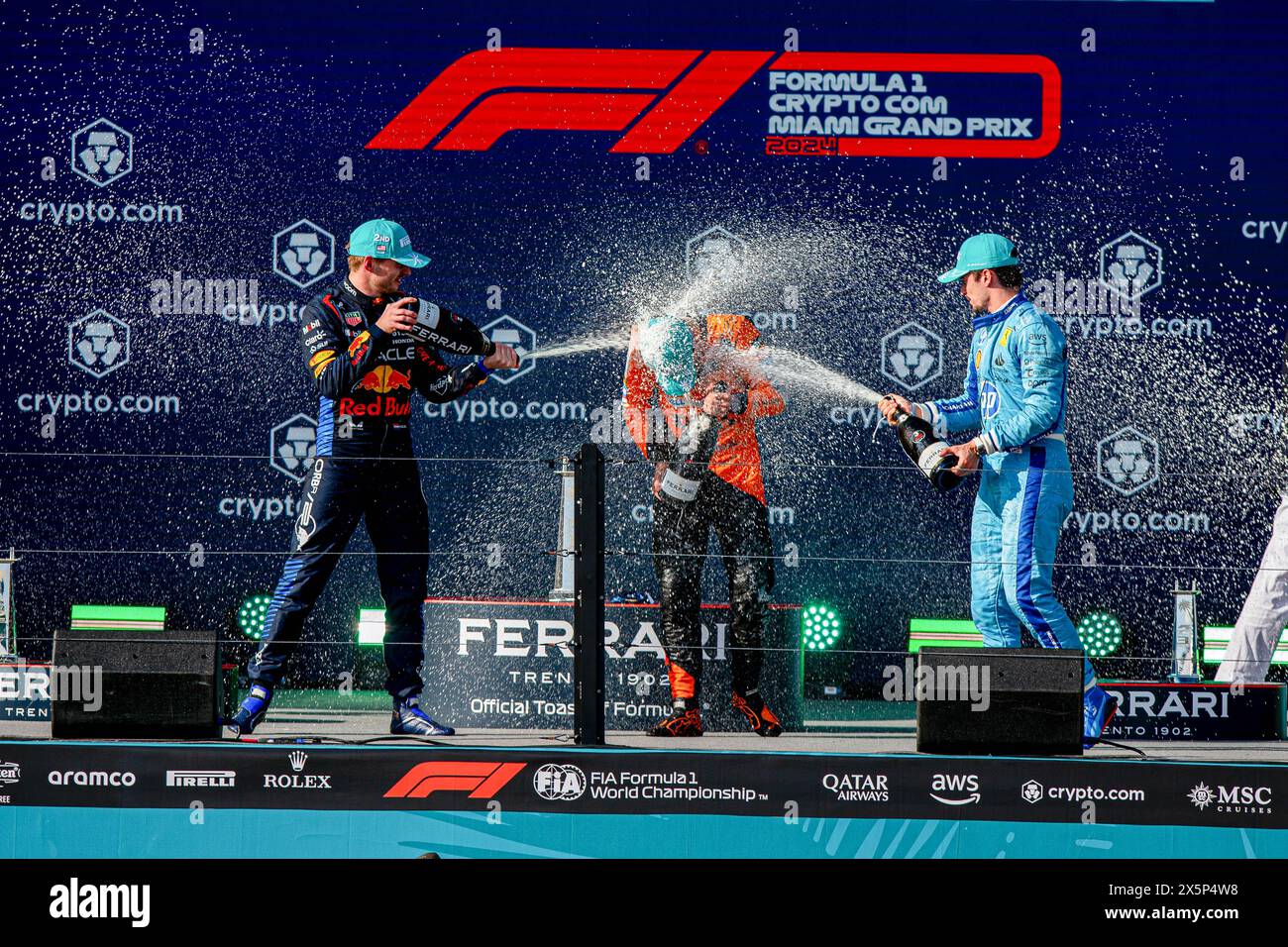 Podio Lando Norris (GBR) McLaren MCL38 - Mercedes Max Verstappen (NED ...