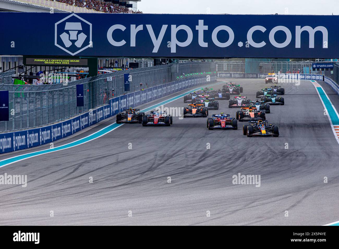 Formula 1 miami start hi-res stock photography and images - Alamy