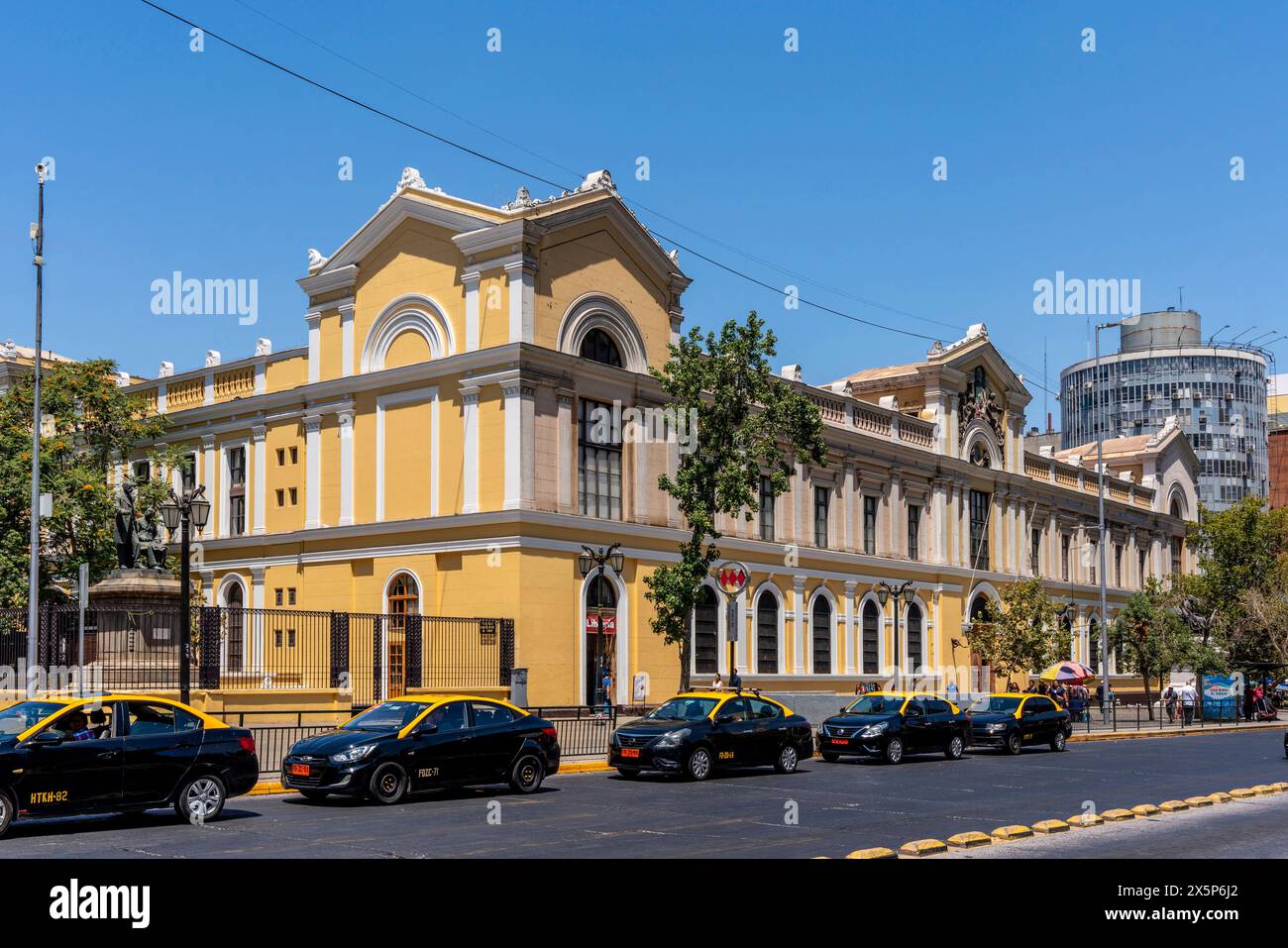 Universidad de chile hi-res stock photography and images - Alamy