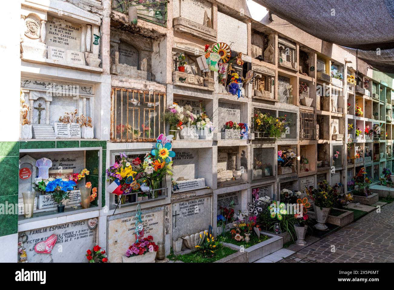 The Cementerio General (Santiago General Cemetery), Santiago, Chile ...