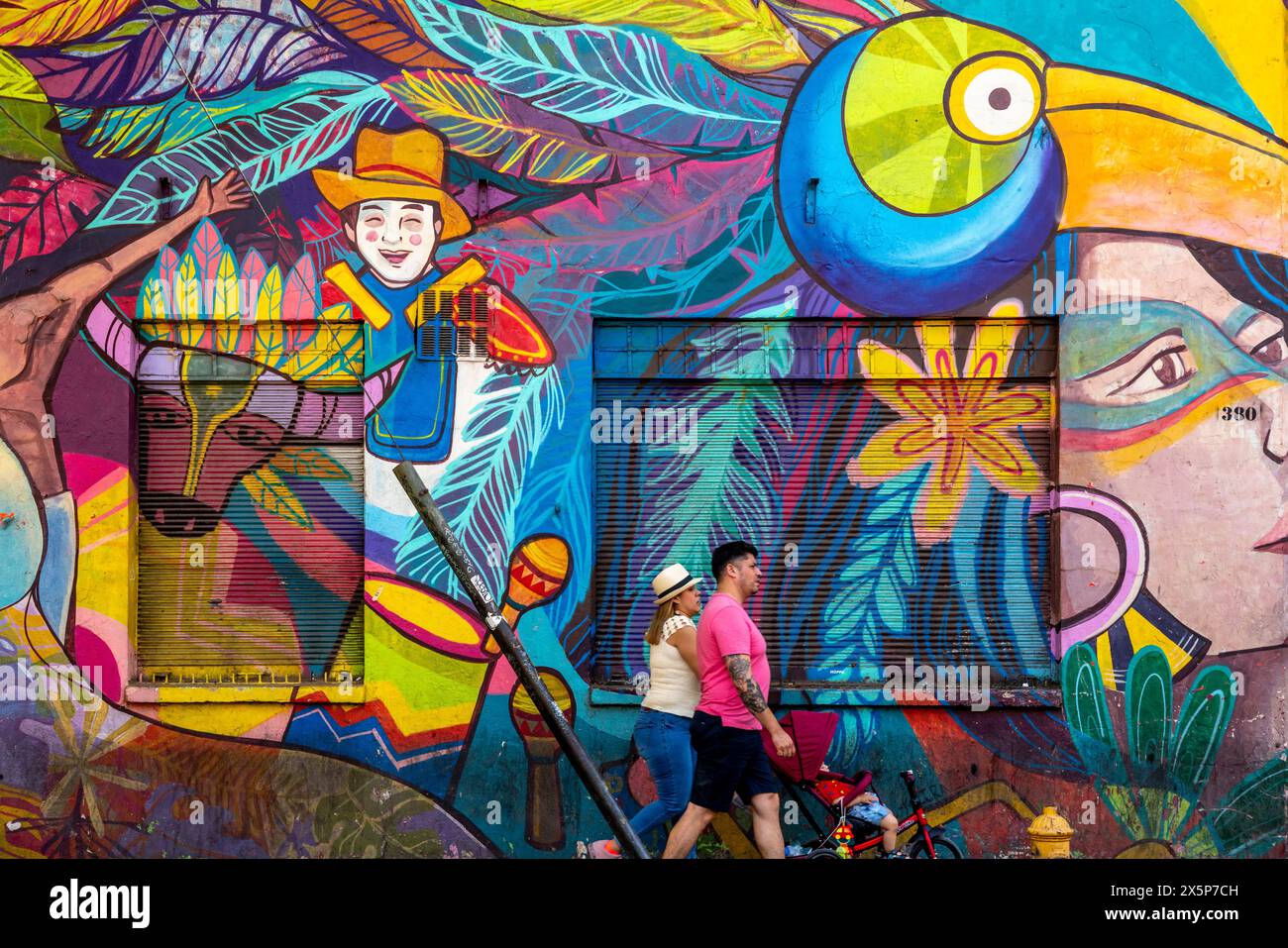 Colourful Street Art, Santiago, Chile Stock Photo - Alamy