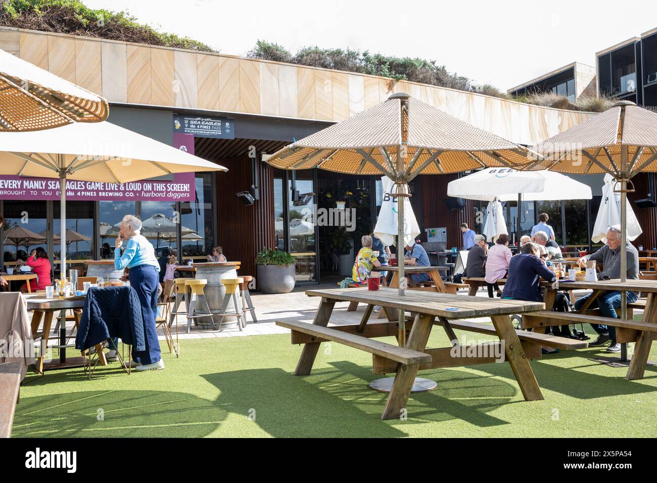 Harbord Diggers Mounties group community club offering food, drink and ...
