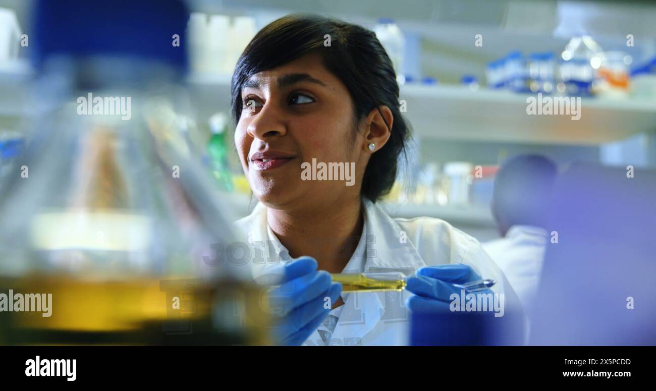 Laboratory data processing hi-res stock photography and images - Alamy