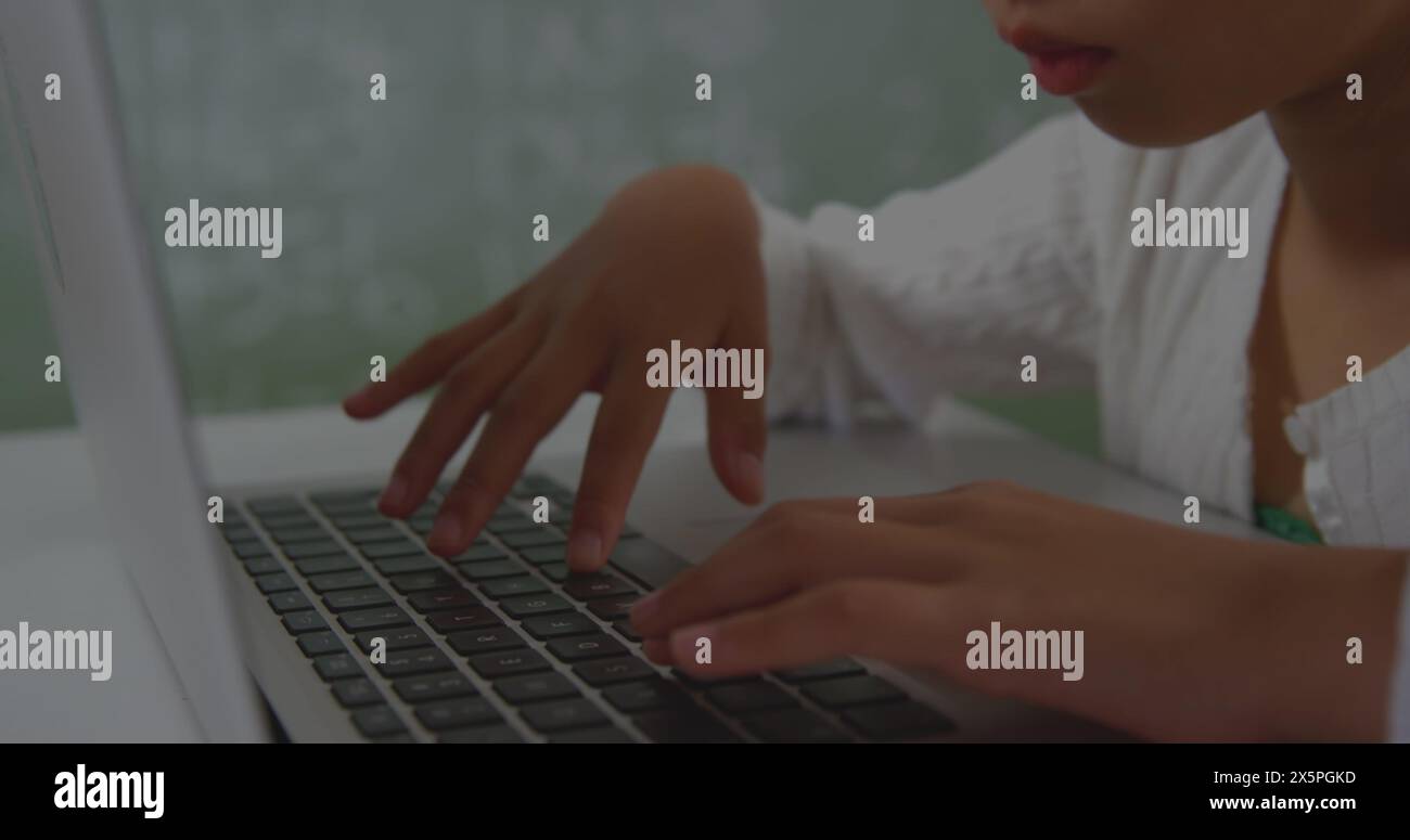 Girl with laptop hi-res stock photography and images - Alamy