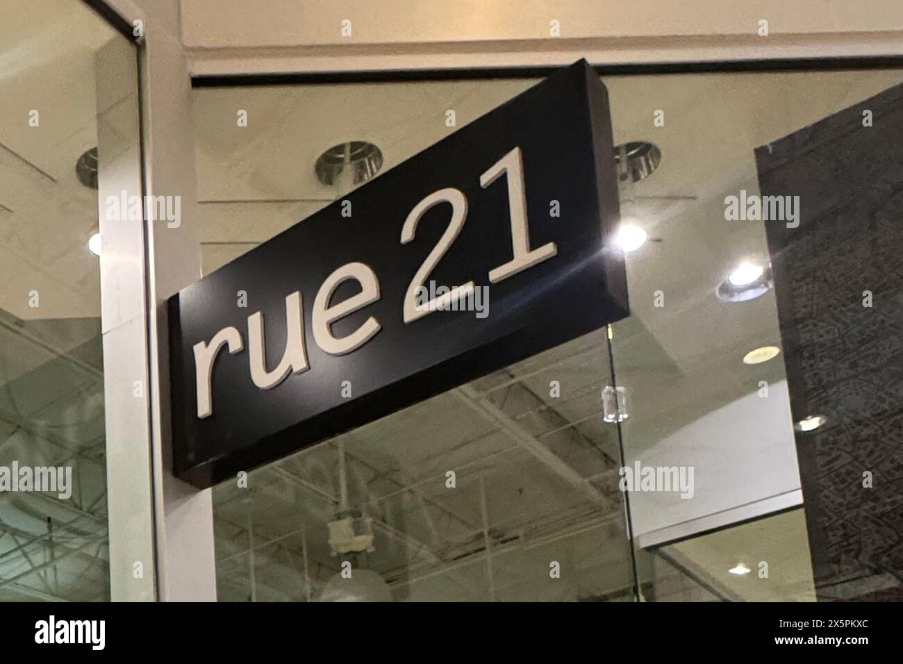 Potomac mills woodbridge hi-res stock photography and images - Alamy