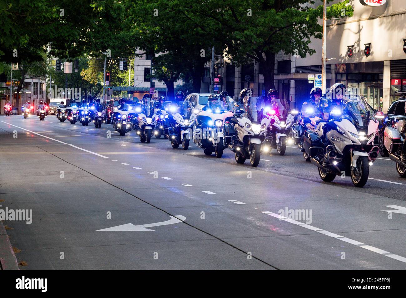 Seattle, USA. 10th May 2024. Just after 7:00pm President Biden arrives ...