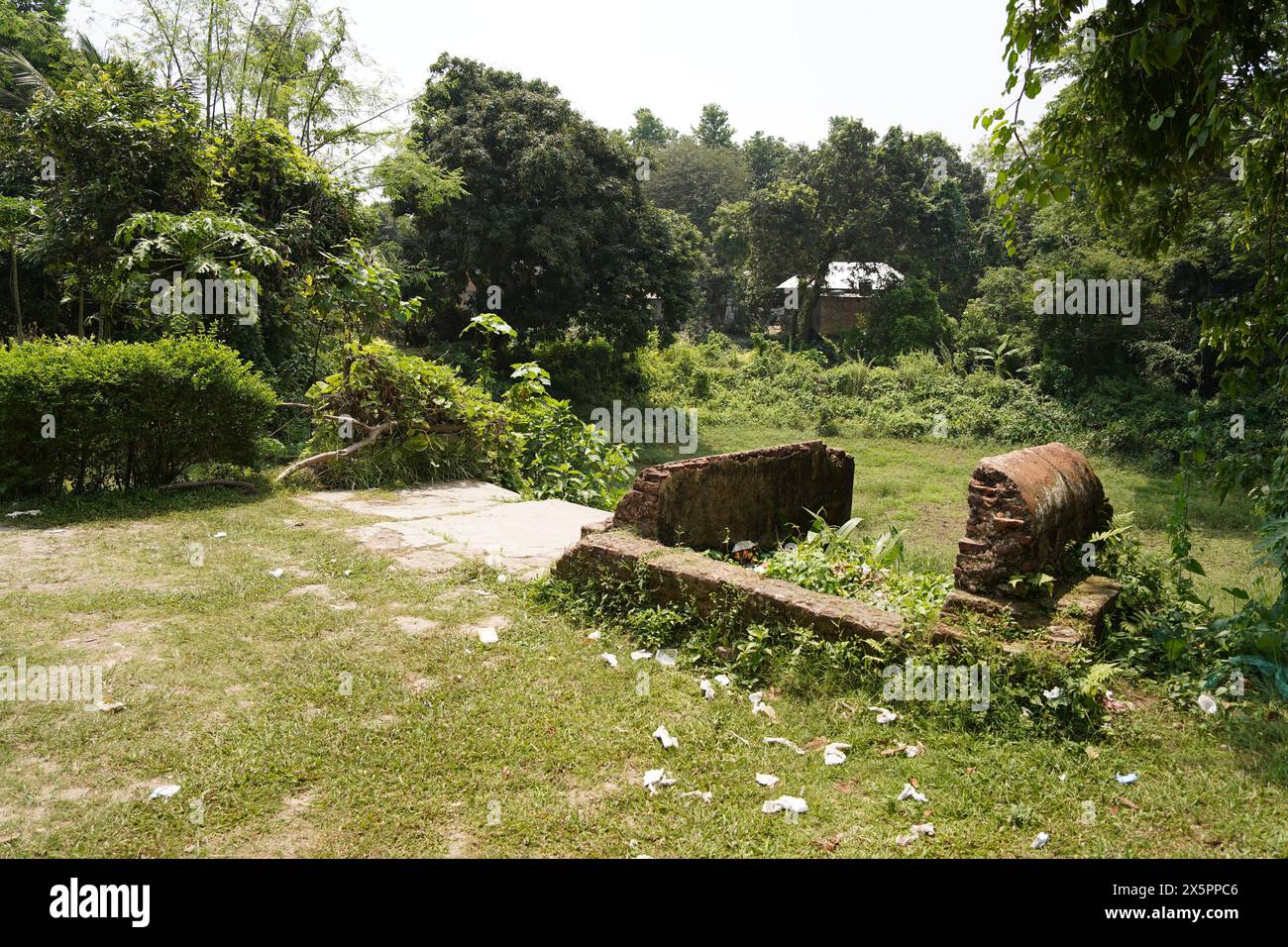Dried pond 2 with Ghat of Panam City. Sonargaon, Narayanganj ...