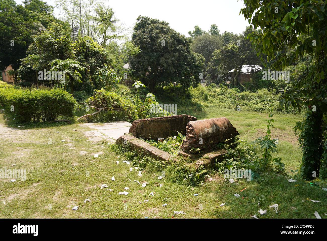 Dried pond 2 with Ghat of Panam City. Sonargaon, Narayanganj ...