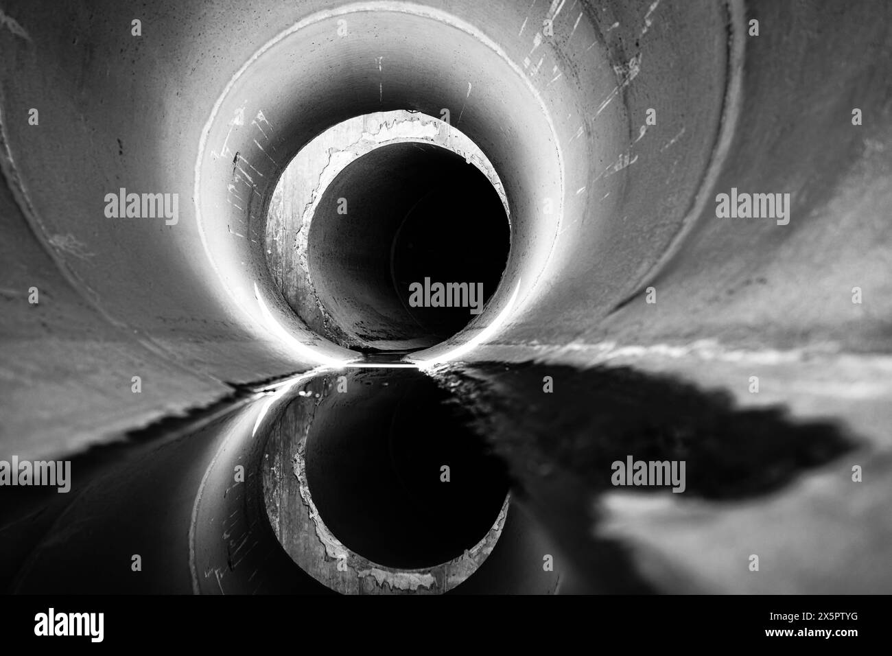 Plumbing pipe plain background hi-res stock photography and images - Alamy