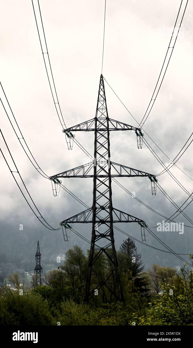 Tall electricity pylon standing on hi-res stock photography and images ...