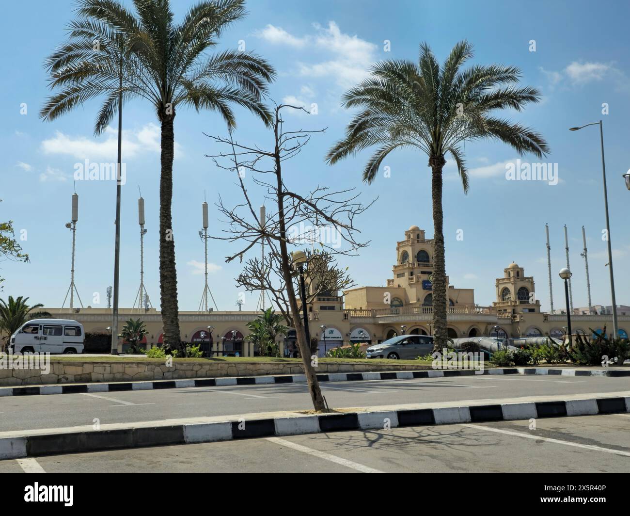 Al rehab city cairo egypt hi-res stock photography and images - Alamy