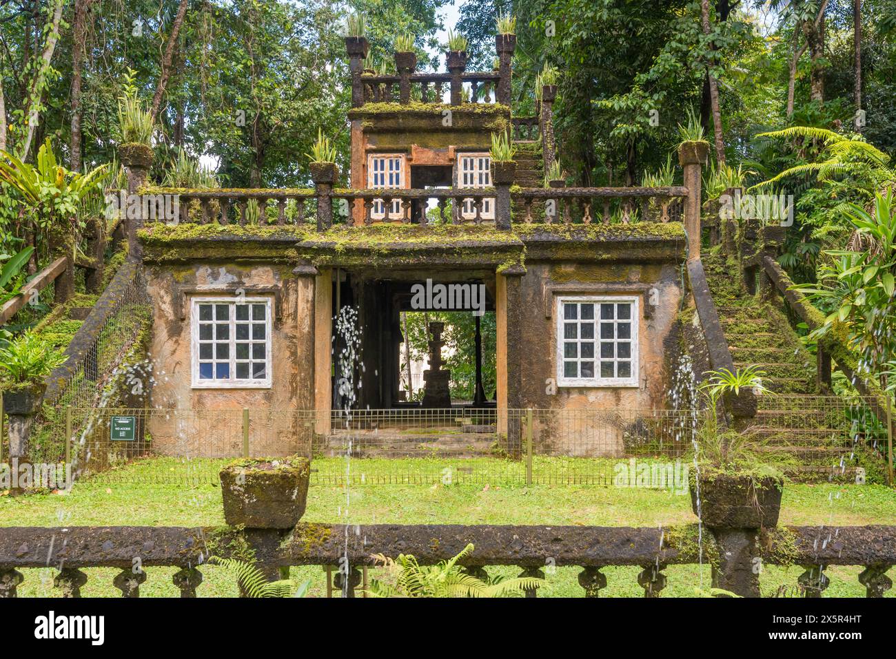 The former lower refreshment rooms, fountain and tennis court at the ...