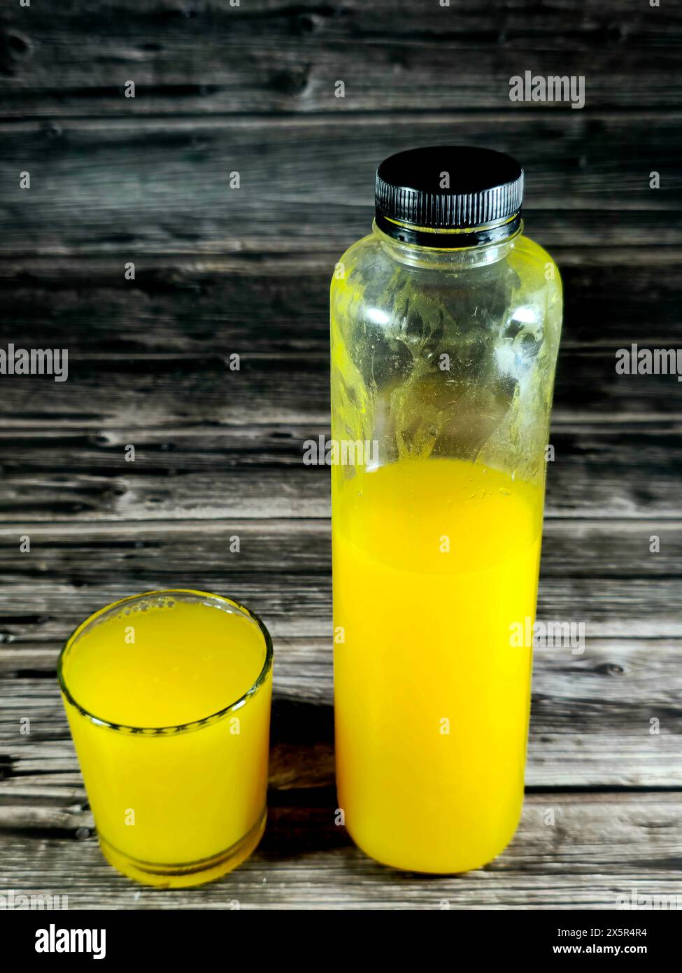 Orange juice, Fresh fruit juice as a refreshment, full of vitamins ...