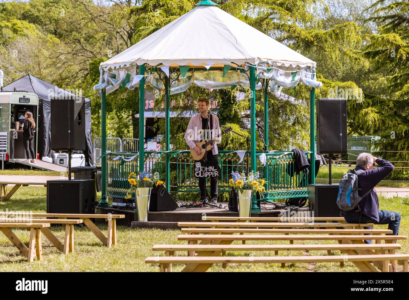Spring sunshine 2024 hi-res stock photography and images - Alamy