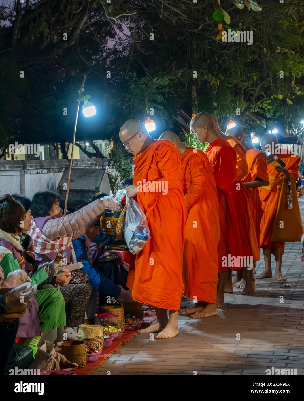 Morning Alms ceremony, Luang Prabang, Laos Stock Photo - Alamy